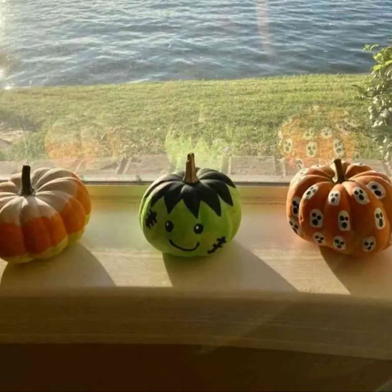 29 Mini Pumpkin Painting Ideas to Spark Your Creativity