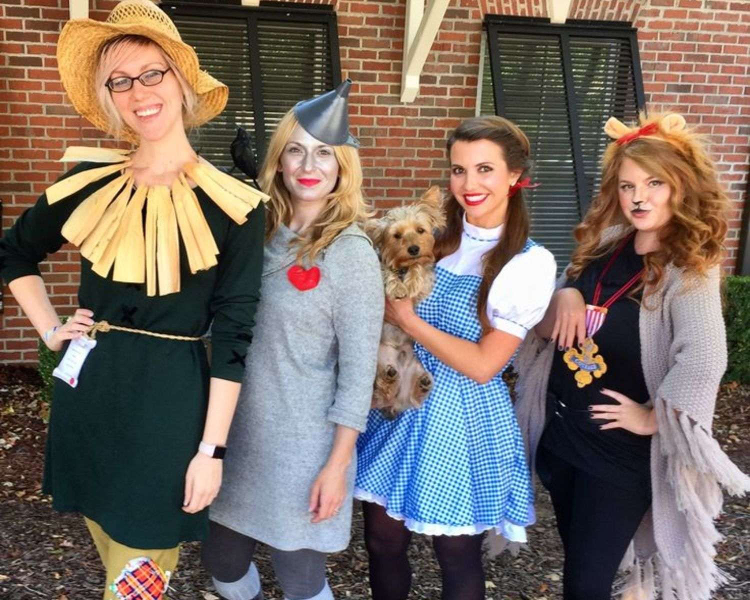 19 Group Halloween Costume Ideas for Groups of 4 – Spooky, Funny, and ...